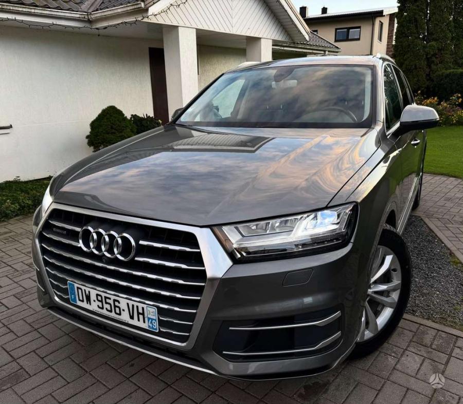 Grey Audi Q7 2015 in Kaunas, with an engine capacity of 3.00 L and mileage of 300 thousand km for 15850 €, photo 22 on AUTOMOTO.COM.LV