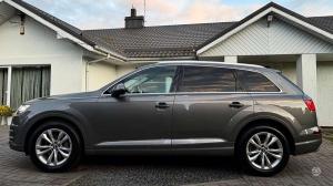 Grey Audi Q7 2015 in Kaunas, with an engine capacity of 3.00 L and mileage of 300 thousand km for 15850 €, photo 24 on AUTOMOTO.COM.LV