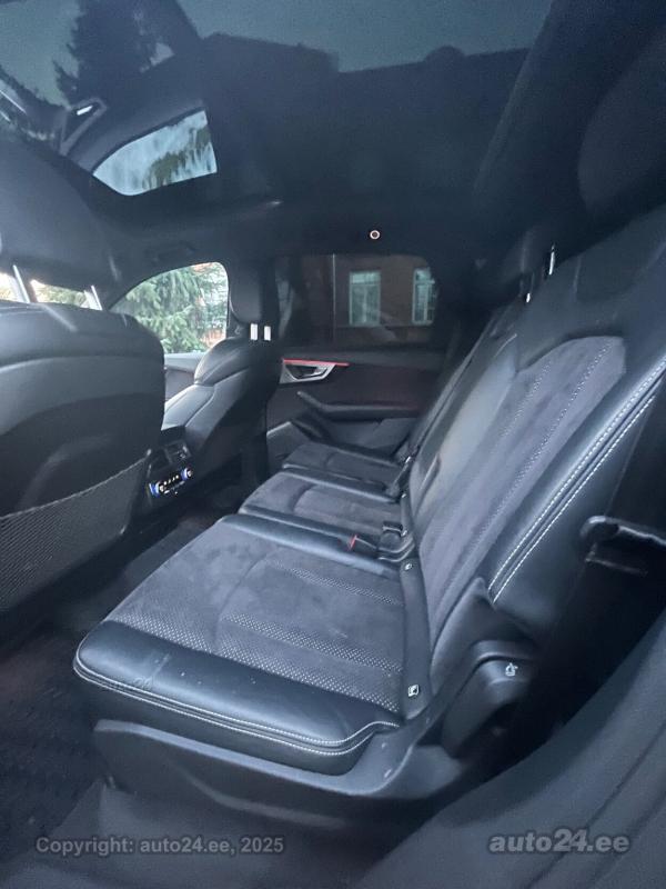 Grey Audi Q7 2016 in Tartu, with an engine capacity of 3.00 L and mileage of 174 thousand km for 32500 €, photo 11 on AUTOMOTO.COM.LV