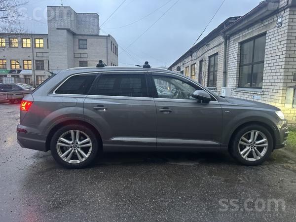 Pelēks Audi Q7 2016 Rīga, ar dzinēja tilpumu 3.00 L un nobraukumu 147 tūkst. km par 33500 €, foto 3 vietnē AUTOMOTO.COM.LV
