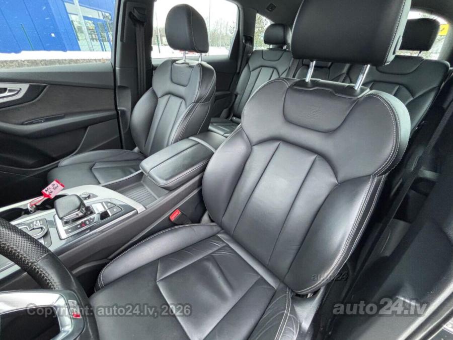 Grey Audi Q7 2016 in Paide, with an engine capacity of 3.00 L and mileage of 204 thousand km for 25990 €, photo 13 on AUTOMOTO.COM.LV