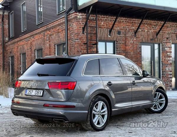 Grey Audi Q7 2016 in Tallinn, with an engine capacity of 3.00 L and mileage of 209 thousand km for 25900 €, photo 9 on AUTOMOTO.COM.LV