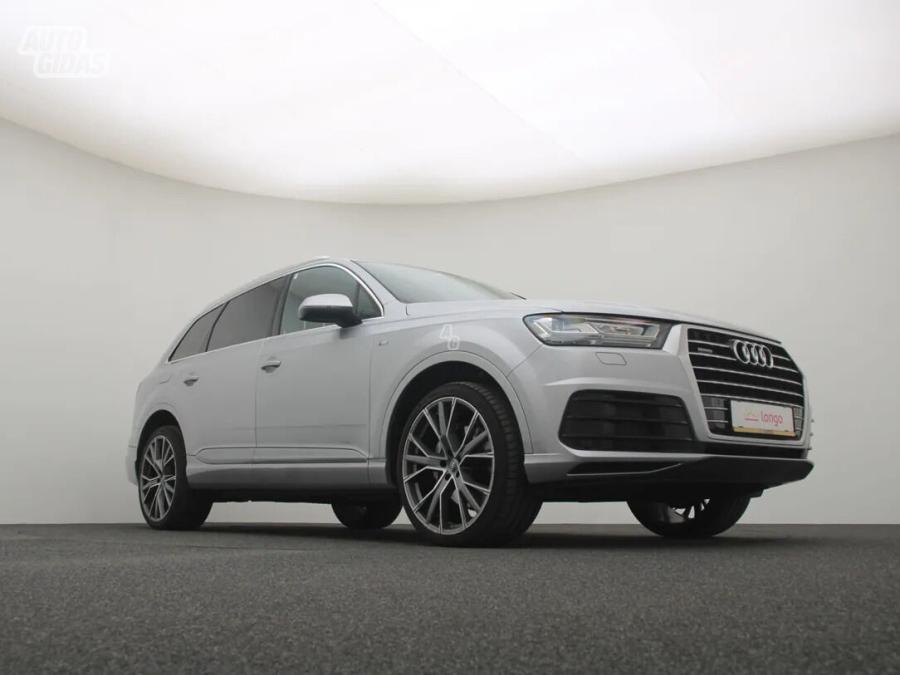 Grey Audi Q7 2016 in Vilnius, with an engine capacity of 3.00 L and mileage of 221 thousand km for 25999 €, photo 12 on AUTOMOTO.COM.LV