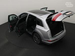 Grey Audi Q7 2016 in Vilnius, with an engine capacity of 3.00 L and mileage of 221 thousand km for 25999 €, photo 14 on AUTOMOTO.COM.LV