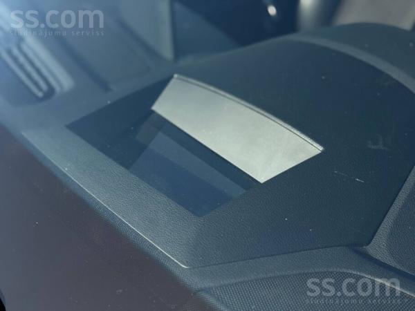 Grey Audi Q7 2016 in Daugavpils, with an engine capacity of 3.00 L and mileage of 241 thousand km for 23900 €, photo 9 on AUTOMOTO.COM.LV