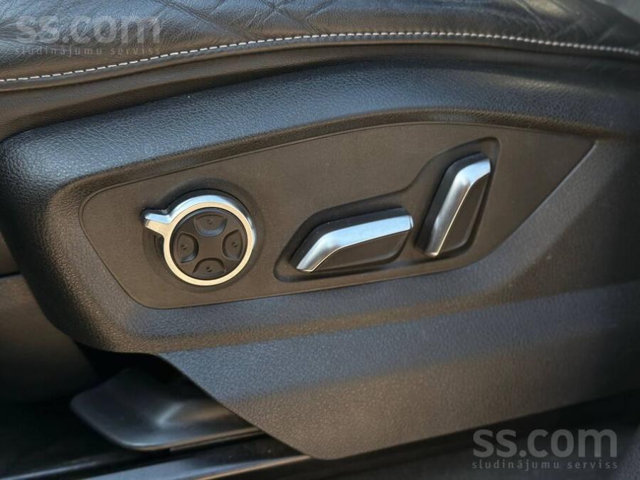 Grey Audi Q7 2016 in Daugavpils, with an engine capacity of 3.00 L and mileage of 241 thousand km for 23900 €, photo 19 on AUTOMOTO.COM.LV