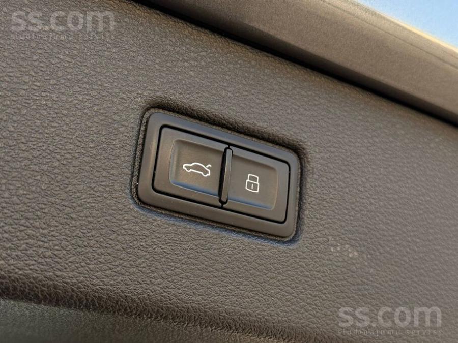 Grey Audi Q7 2016 in Daugavpils, with an engine capacity of 3.00 L and mileage of 241 thousand km for 23900 €, photo 28 on AUTOMOTO.COM.LV