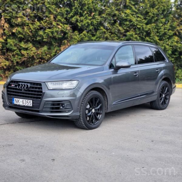 Grey Audi Q7 2016 in Riga, with an engine capacity of 4.00 L and mileage of 0 thousand km for 29000 €, photo 3 on AUTOMOTO.COM.LV