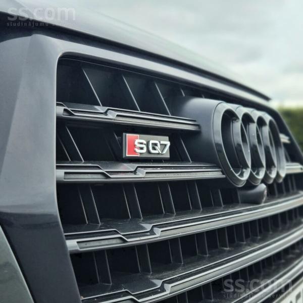 Grey Audi Q7 2016 in Riga, with an engine capacity of 4.00 L and mileage of 0 thousand km for 29000 €, photo 4 on AUTOMOTO.COM.LV