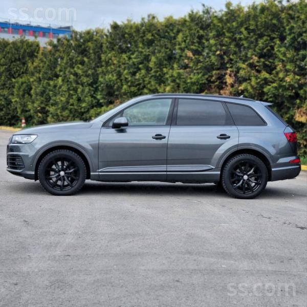 Grey Audi Q7 2016 in Riga, with an engine capacity of 4.00 L and mileage of 0 thousand km for 29000 €, photo 5 on AUTOMOTO.COM.LV