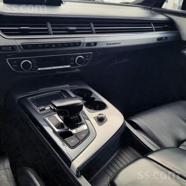 Grey Audi Q7 2016 in Riga, with an engine capacity of 4.00 L and mileage of 0 thousand km for 29000 €, photo 9 on AUTOMOTO.COM.LV