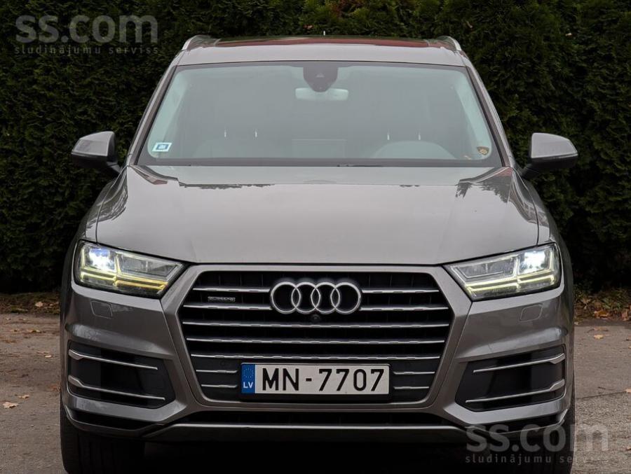 Grey Audi Q7 2016 in Jurmala, with an engine capacity of 3.00 L and mileage of 0 thousand km for 20000 €, photo 4 on AUTOMOTO.COM.LV