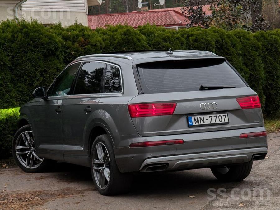 Grey Audi Q7 2016 in Jurmala, with an engine capacity of 3.00 L and mileage of 0 thousand km for 20000 €, photo 9 on AUTOMOTO.COM.LV