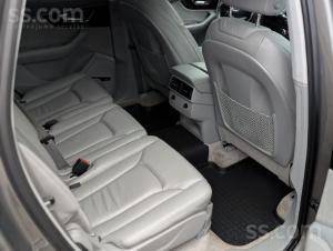 Grey Audi Q7 2016 in Jurmala, with an engine capacity of 3.00 L and mileage of 0 thousand km for 20000 €, photo 21 on AUTOMOTO.COM.LV