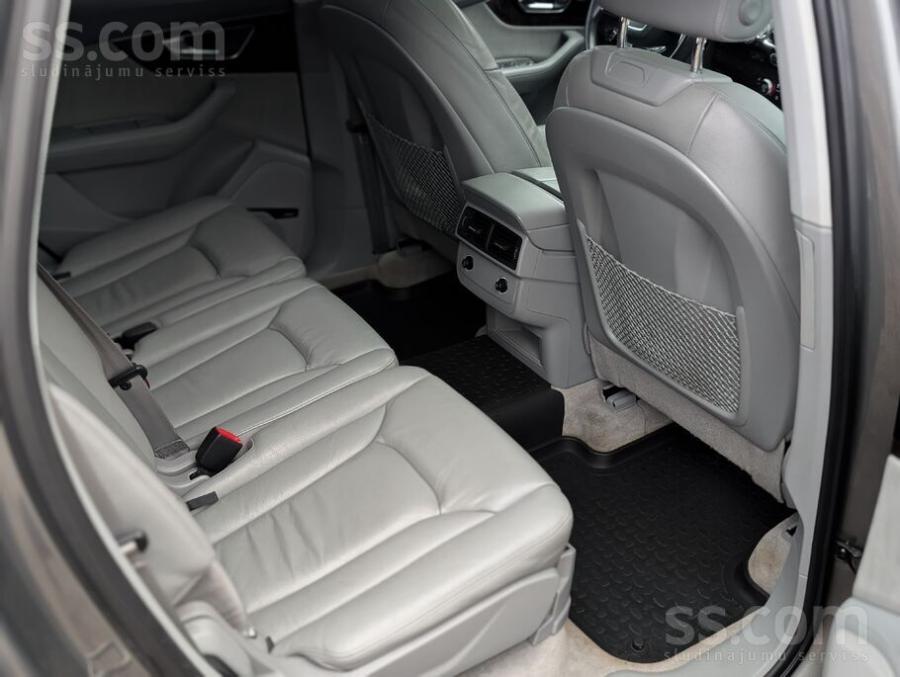 Grey Audi Q7 2016 in Jurmala, with an engine capacity of 3.00 L and mileage of 0 thousand km for 20000 €, photo 21 on AUTOMOTO.COM.LV