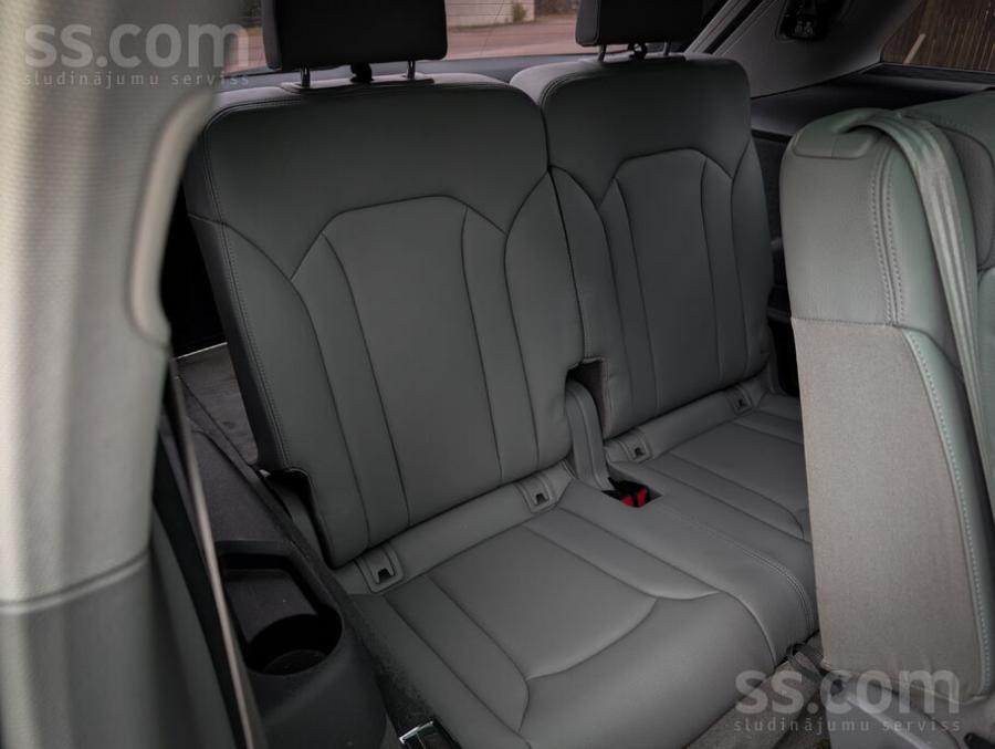 Grey Audi Q7 2016 in Jurmala, with an engine capacity of 3.00 L and mileage of 0 thousand km for 20000 €, photo 22 on AUTOMOTO.COM.LV