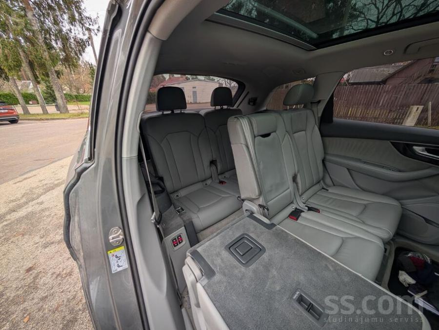 Grey Audi Q7 2016 in Jurmala, with an engine capacity of 3.00 L and mileage of 0 thousand km for 20000 €, photo 23 on AUTOMOTO.COM.LV