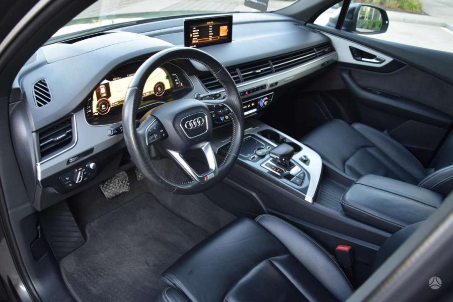 Grey Audi Q7 2016 in Vilnius, with an engine capacity of 2.97 L and mileage of 273 thousand km for 20700 €, photo 18 on AUTOMOTO.COM.LV