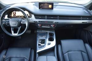 Grey Audi Q7 2016 in Vilnius, with an engine capacity of 2.97 L and mileage of 273 thousand km for 20700 €, photo 19 on AUTOMOTO.COM.LV
