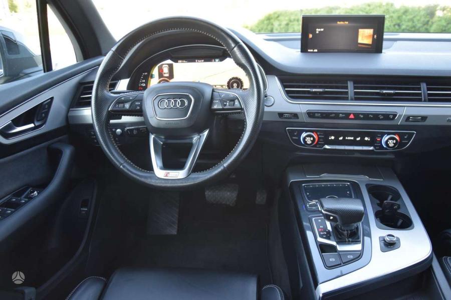 Grey Audi Q7 2016 in Vilnius, with an engine capacity of 2.97 L and mileage of 273 thousand km for 20700 €, photo 22 on AUTOMOTO.COM.LV