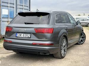 Grey Audi Q7 2016 in Riga, with an engine capacity of 3.00 L and mileage of 254 thousand km for 23995 €, photo 5 on AUTOMOTO.COM.LV
