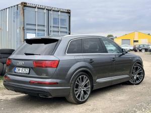 Grey Audi Q7 2016 in Riga, with an engine capacity of 3.00 L and mileage of 254 thousand km for 23995 €, photo 7 on AUTOMOTO.COM.LV