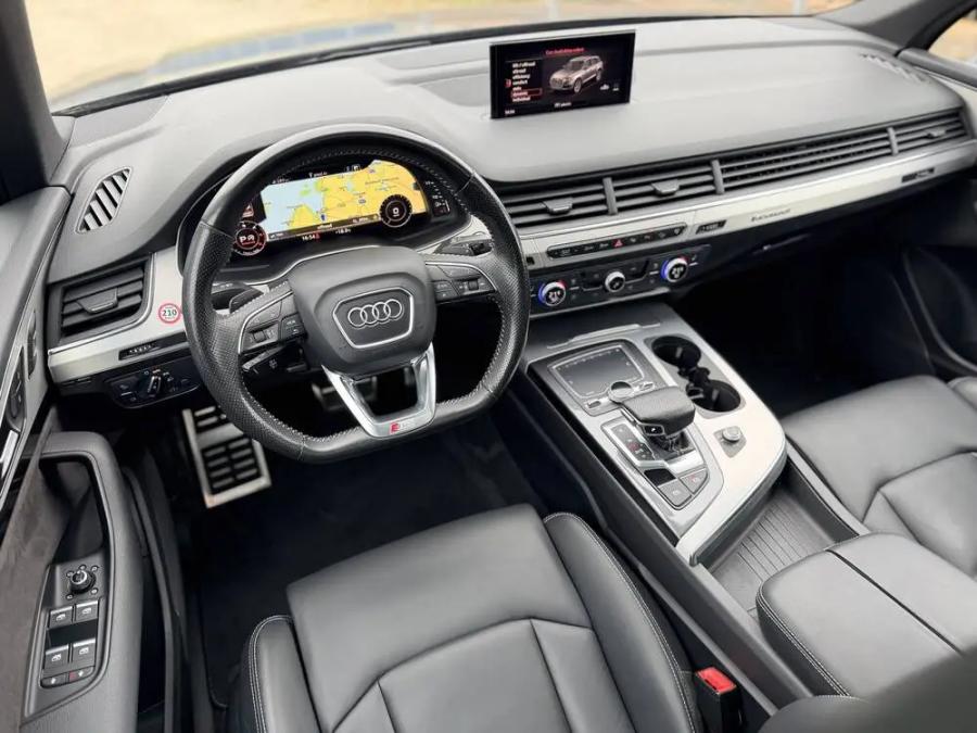 Grey Audi Q7 2016 in Riga, with an engine capacity of 3.00 L and mileage of 254 thousand km for 23995 €, photo 22 on AUTOMOTO.COM.LV