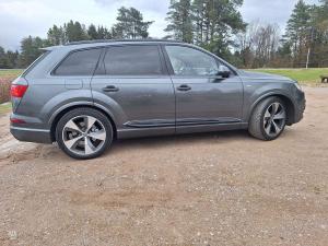 Grey Audi Q7 2016 in Raseiniai, with an engine capacity of 2.97 L and mileage of 156 thousand km for 34000 €, photo 23 on AUTOMOTO.COM.LV
