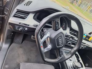 Grey Audi Q7 2016 in Raseiniai, with an engine capacity of 2.97 L and mileage of 156 thousand km for 34000 €, photo 25 on AUTOMOTO.COM.LV