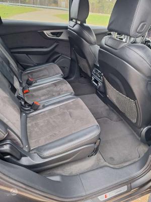 Grey Audi Q7 2016 in Raseiniai, with an engine capacity of 2.97 L and mileage of 156 thousand km for 34000 €, photo 30 on AUTOMOTO.COM.LV