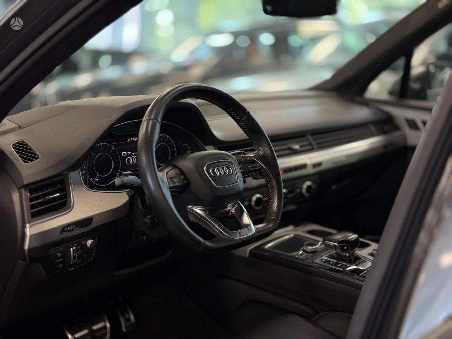 Pelēks Audi Q7 2016 Klaipėda, ar dzinēja tilpumu 2.97 L un nobraukumu 275 tūkst. km par 23950 €, foto 30 vietnē AUTOMOTO.COM.LV