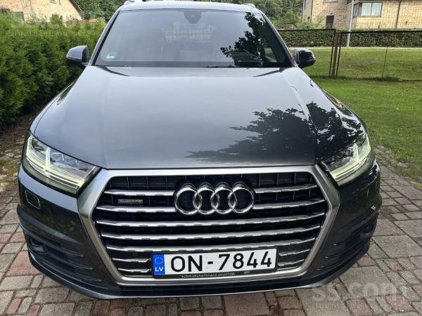 Grey Audi Q7 2016 in Riga, with an engine capacity of 3.00 L and mileage of 260 thousand km for 18950 €, photo 1 on AUTOMOTO.COM.LV