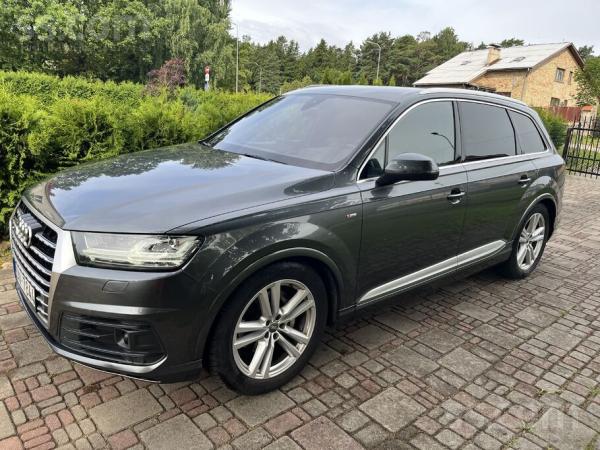 Grey Audi Q7 2016 in Riga, with an engine capacity of 3.00 L and mileage of 260 thousand km for 18950 €, photo 2 on AUTOMOTO.COM.LV