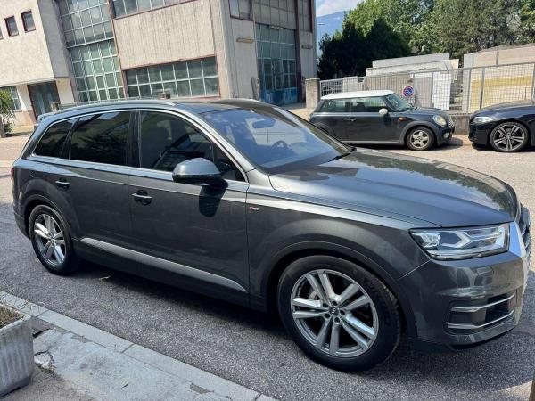 Pelēks Audi Q7 2016 Kauņa, ar dzinēja tilpumu 3.00 L un nobraukumu 218 tūkst. km par 21800 €, foto 4 vietnē AUTOMOTO.COM.LV