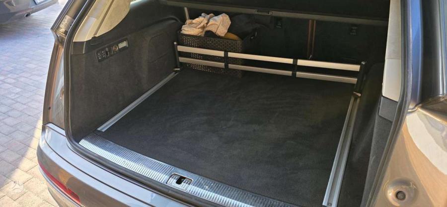 Pelēks Audi Q7 2016 Kauņa, ar dzinēja tilpumu 2.97 L un nobraukumu 274 tūkst. km par 25500 €, foto 32 vietnē AUTOMOTO.COM.LV