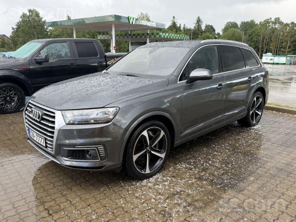 Grey Audi Q7 2016 in Talsi, with an engine capacity of 3.00 L and mileage of 252 thousand km for 23500 €, photo 2 on AUTOMOTO.COM.LV