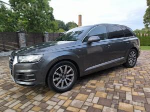 Grey Audi Q7 2016 in Ludza, with an engine capacity of 3.00 L and mileage of 187 thousand km for 28000 €, photo 5 on AUTOMOTO.COM.LV