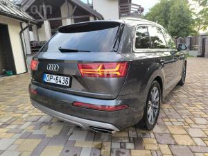 Grey Audi Q7 2016 in Ludza, with an engine capacity of 3.00 L and mileage of 187 thousand km for 28000 €, photo 10 on AUTOMOTO.COM.LV