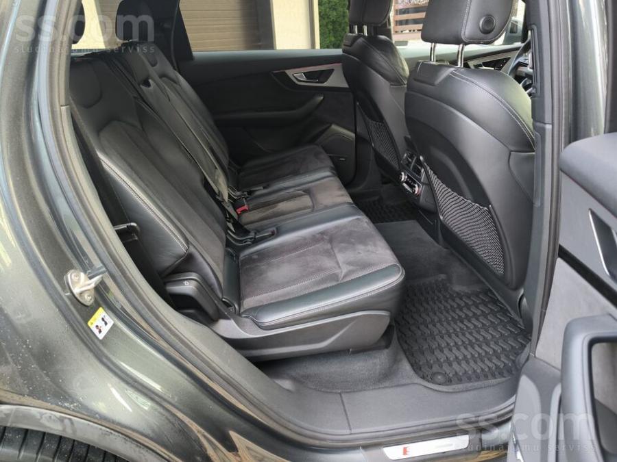 Grey Audi Q7 2016 in Ludza, with an engine capacity of 3.00 L and mileage of 187 thousand km for 28000 €, photo 20 on AUTOMOTO.COM.LV