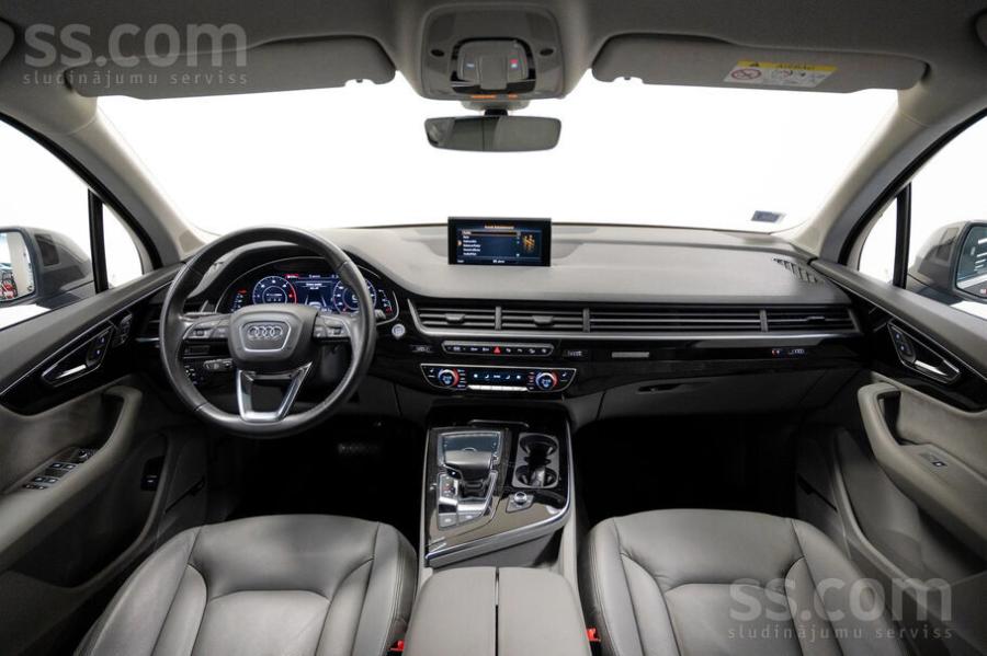Grey Audi Q7 2016 in Riga, with an engine capacity of 3.00 L and mileage of 175 thousand km for 25500 €, photo 4 on AUTOMOTO.COM.LV