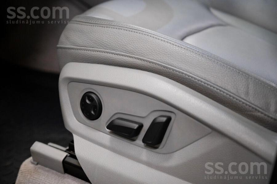 Grey Audi Q7 2016 in Riga, with an engine capacity of 3.00 L and mileage of 175 thousand km for 25500 €, photo 21 on AUTOMOTO.COM.LV