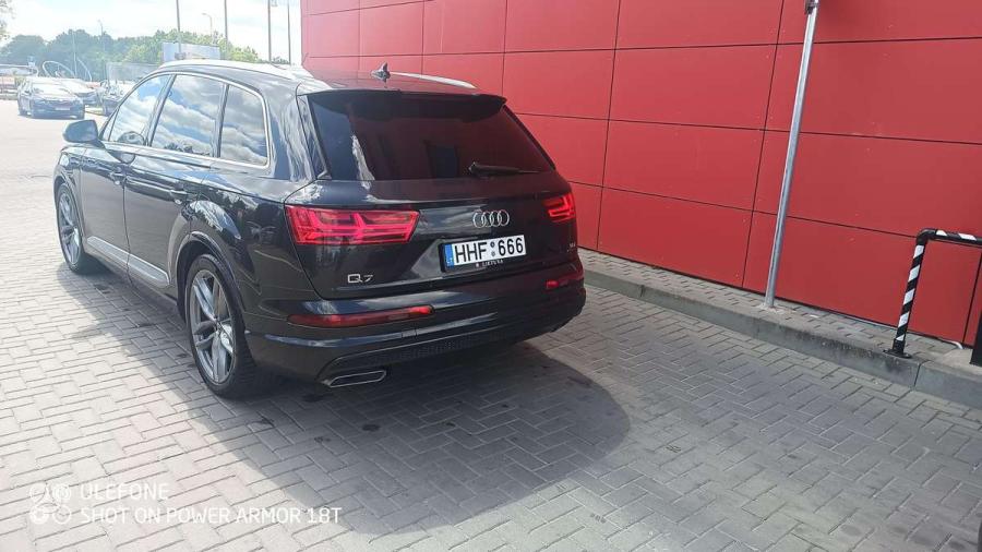 Pelēks Audi Q7 2016 Alīta, ar dzinēja tilpumu 2.97 L un nobraukumu 193 tūkst. km par 25500 €, foto 11 vietnē AUTOMOTO.COM.LV