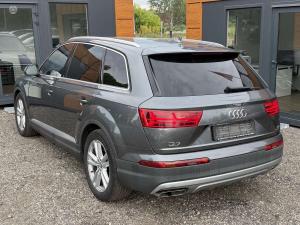Grey Audi Q7 2016 in Kaunas, with an engine capacity of 3.00 L and mileage of 218 thousand km for 21800 €, photo 4 on AUTOMOTO.COM.LV