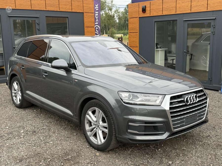 Grey Audi Q7 2016 in Kaunas, with an engine capacity of 3.00 L and mileage of 218 thousand km for 21800 €, photo 8 on AUTOMOTO.COM.LV