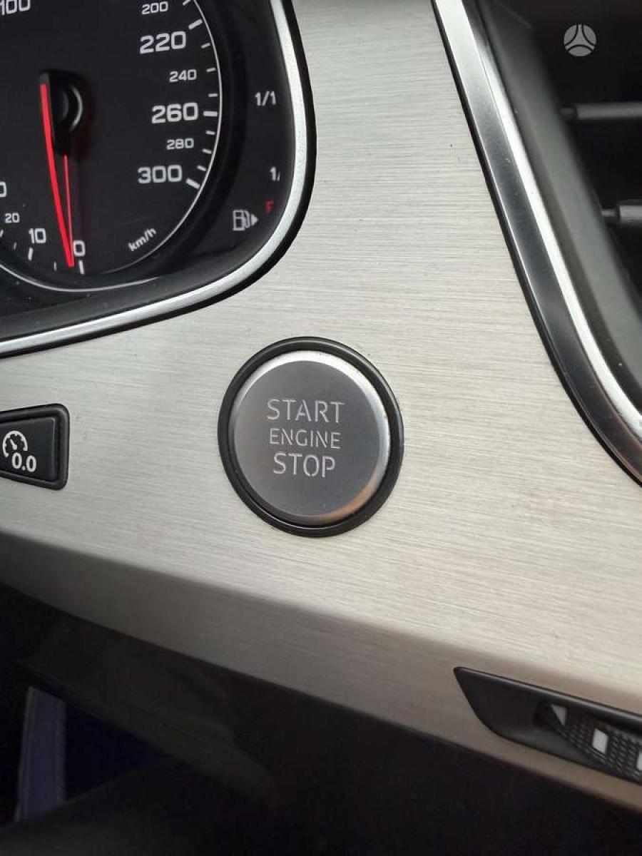Grey Audi Q7 2016 in Kaunas, with an engine capacity of 3.00 L and mileage of 218 thousand km for 21800 €, photo 25 on AUTOMOTO.COM.LV