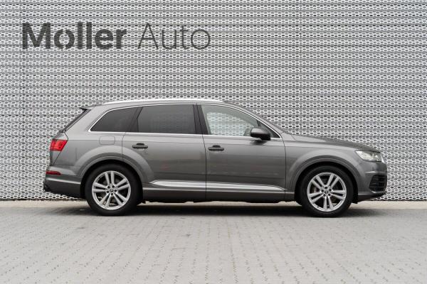 Pelēks Audi Q7 2016 Mārupe, ar dzinēja tilpumu 3.00 L un nobraukumu 195 tūkst. km par 27750 €, foto 6 vietnē AUTOMOTO.COM.LV