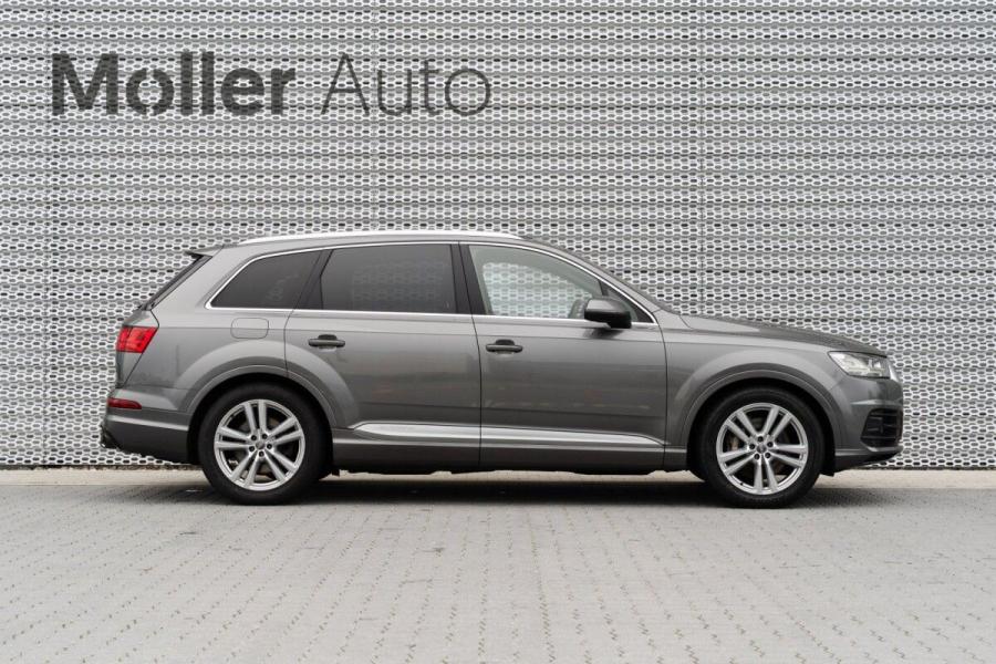 Pelēks Audi Q7 2016 Mārupe, ar dzinēja tilpumu 3.00 L un nobraukumu 195 tūkst. km par 27750 €, foto 6 vietnē AUTOMOTO.COM.LV