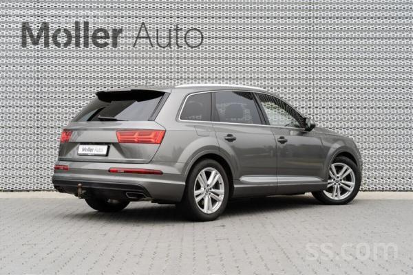 Grey Audi Q7 2016 in Riga, with an engine capacity of 3.00 L and mileage of 195 thousand km for 27750 €, photo 5 on AUTOMOTO.COM.LV