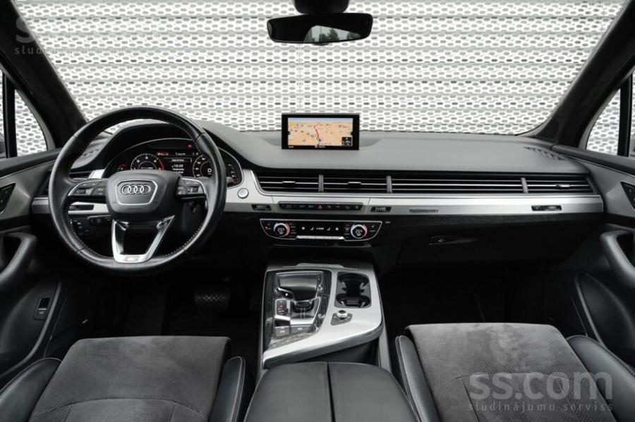 Grey Audi Q7 2016 in Riga, with an engine capacity of 3.00 L and mileage of 195 thousand km for 27750 €, photo 7 on AUTOMOTO.COM.LV