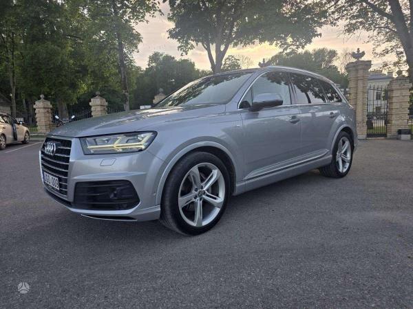 Grey Audi Q7 2016 in Salcininkai, with an engine capacity of 2.97 L and mileage of 272 thousand km for 25500 €, photo 3 on AUTOMOTO.COM.LV